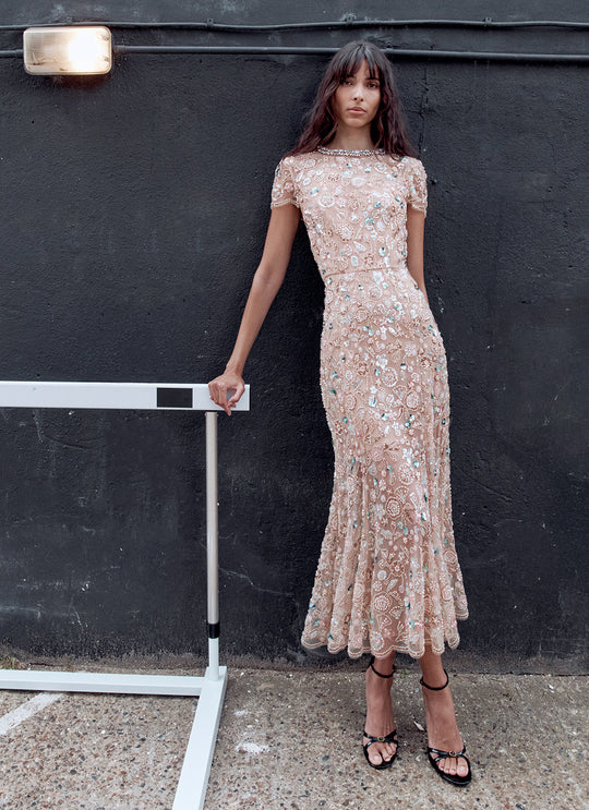 Size guide | self-portrait