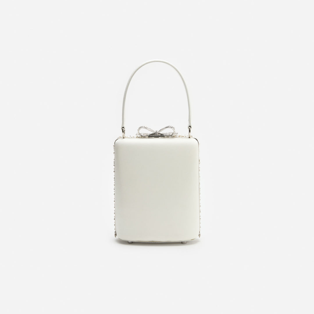 Luxury Handbags | The Bow Bag – self-portrait