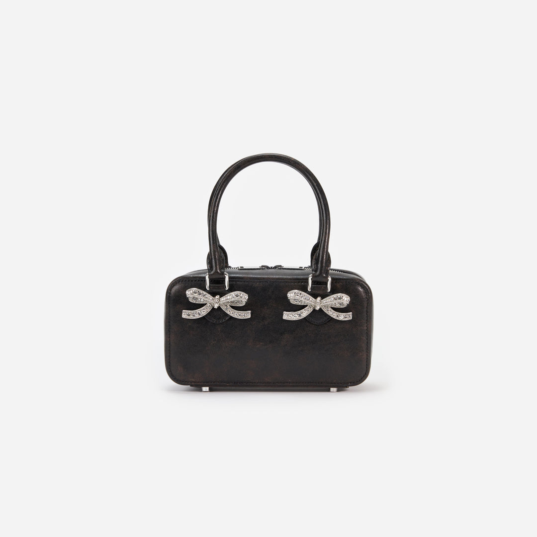 Luxury Handbags | The Bow Bag – self-portrait