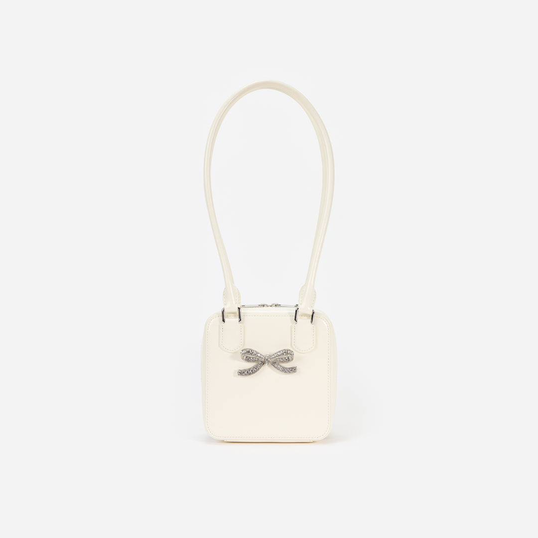 Luxury Handbags | The Bow Bag – self-portrait
