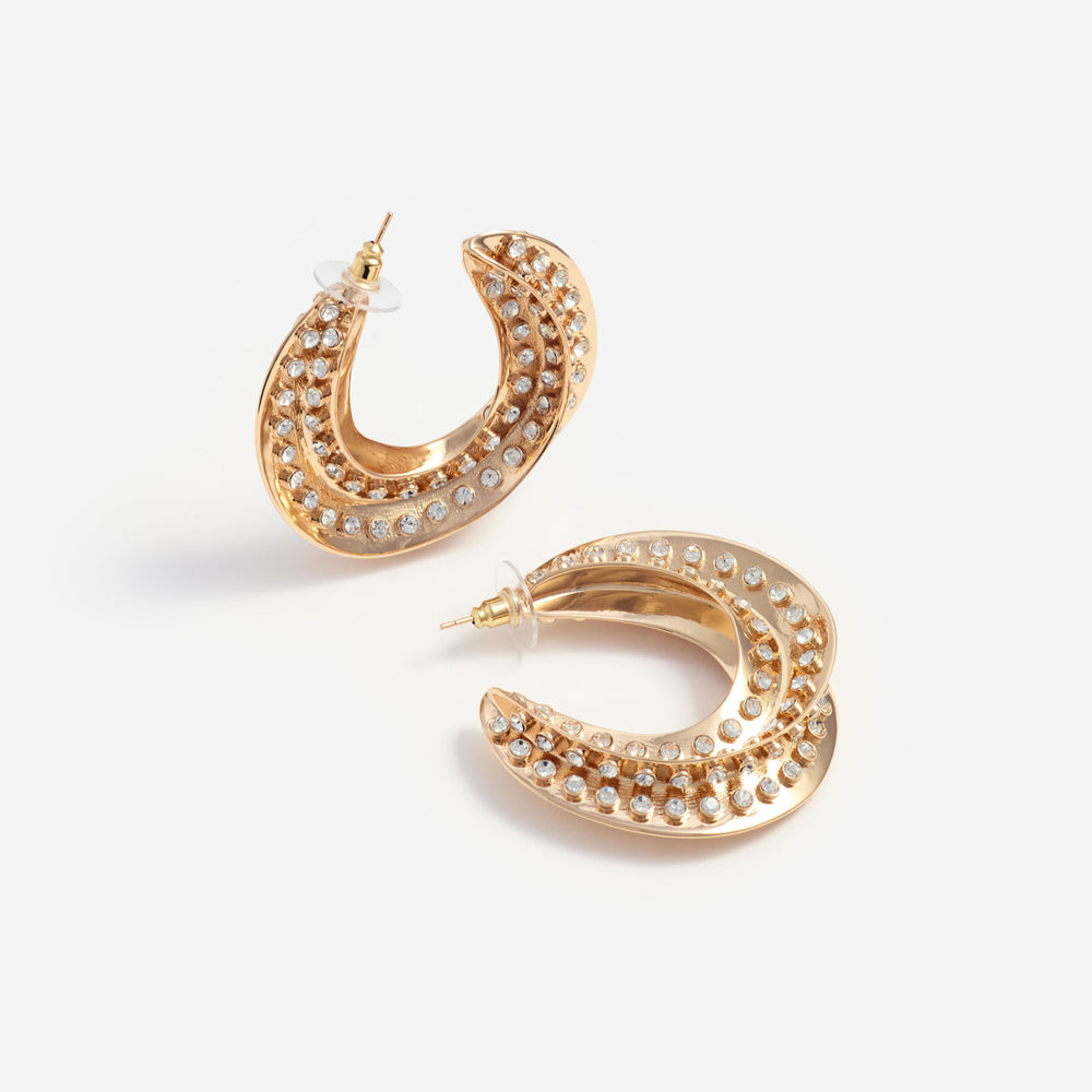Textured Gold Twisted Cuff – self-portrait